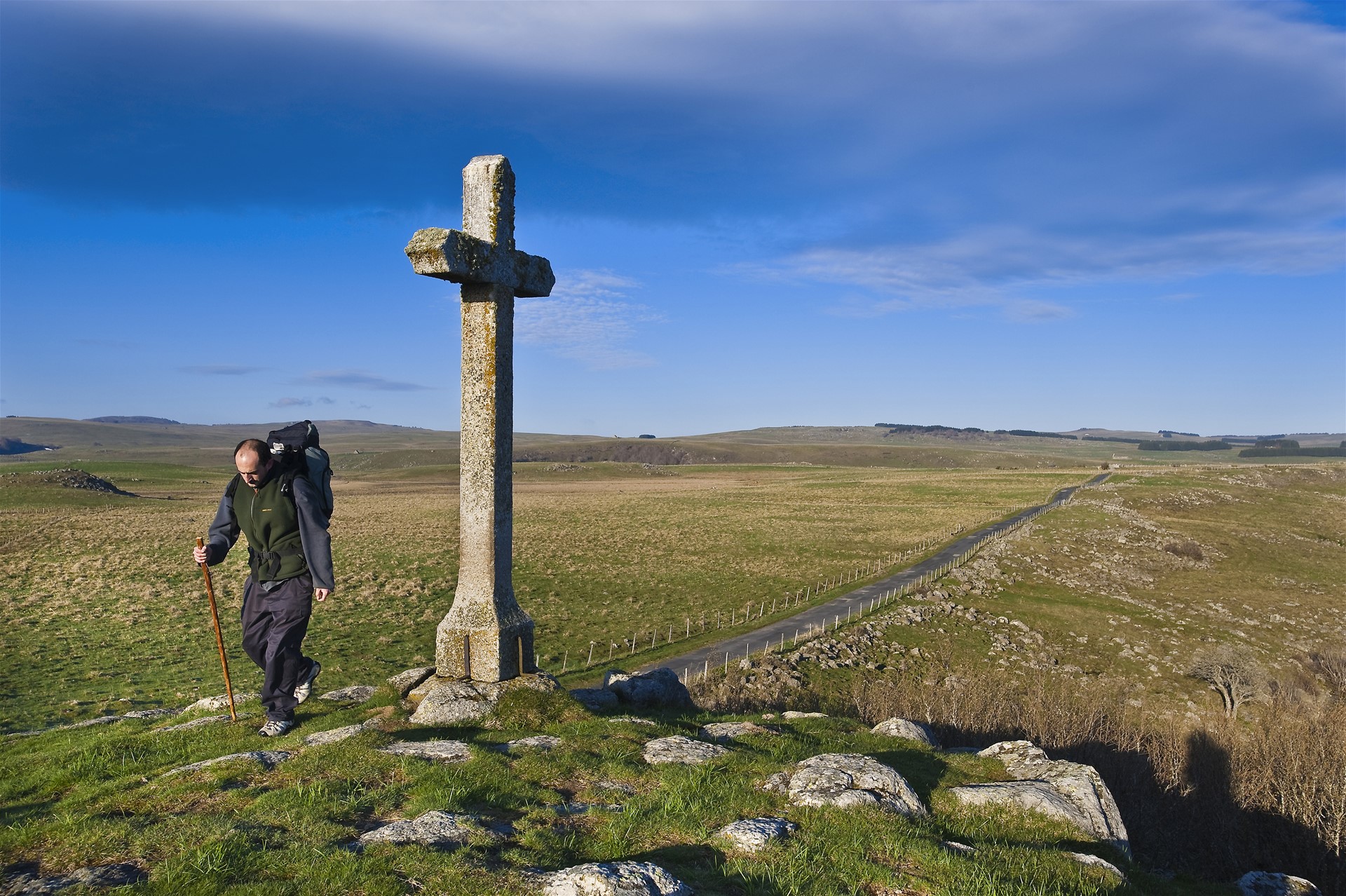 Objet mythique de pèlerinage : le bâton de pèlerin - Mon GR®